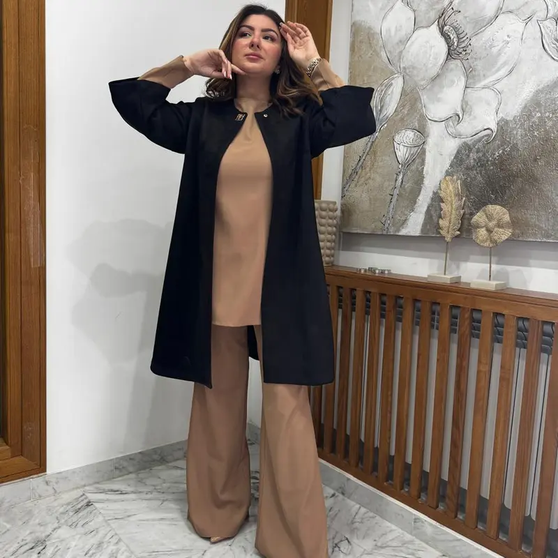 Ensemble 3 pieces (haut pantalon Sofia+Veste Clara) 238dt